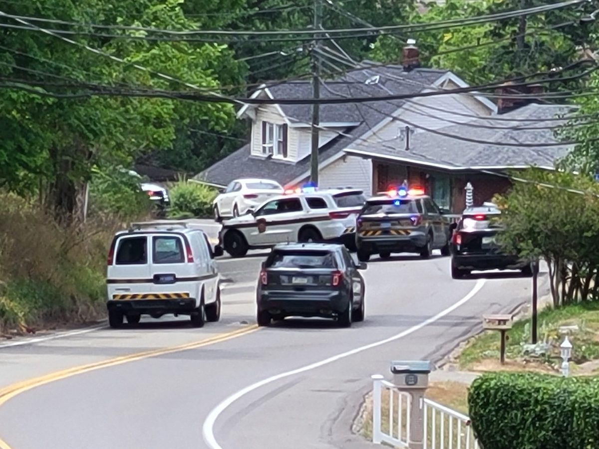 Park Avenue in North Franklin reopens to traffic as police activity ...